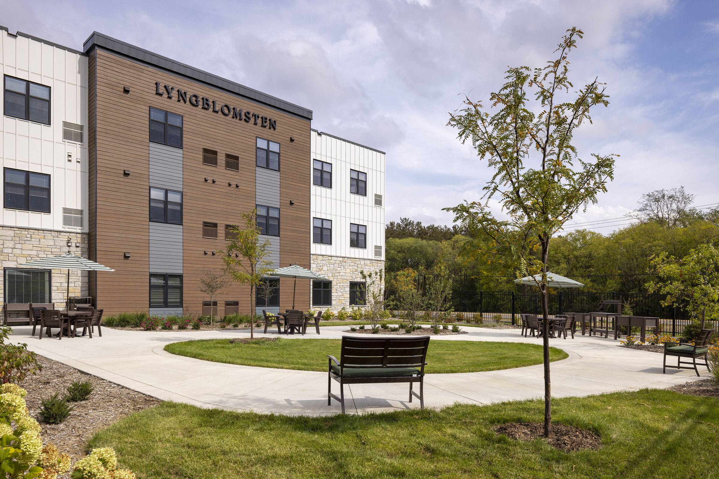 Lyngblomsten Welcomes First Residents to New Continuum-of-Care ...